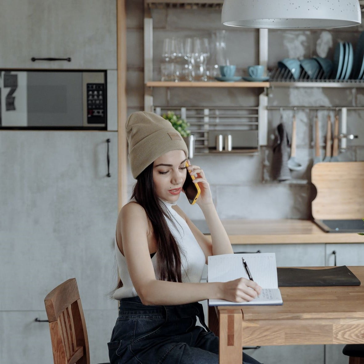 4 Essential Habits for Freelance Graphic Designers - Aventive Academy